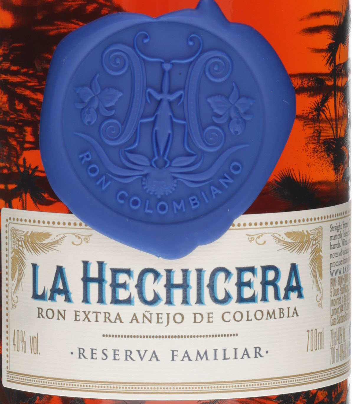 La Hechicera Reserva Familiar Extra Anejo de Colombia