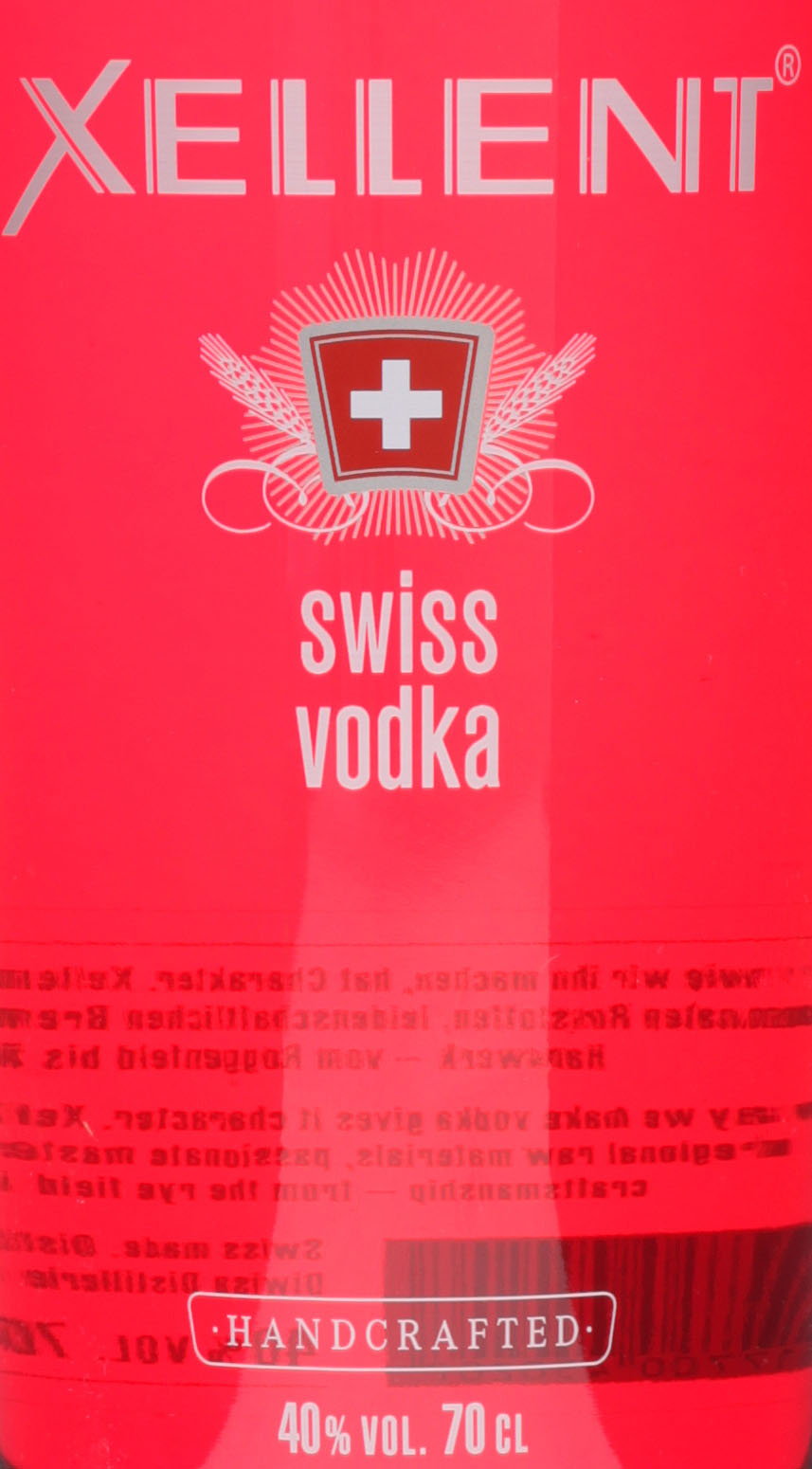 Xellent Swiss Vodka in der roten Flasche hier im Shop